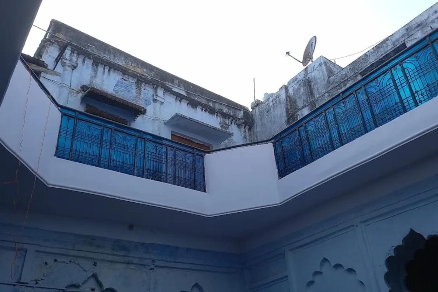 Firangi Mahal Lucknow (Entry Fee, Timings, History, Built by, Images ...