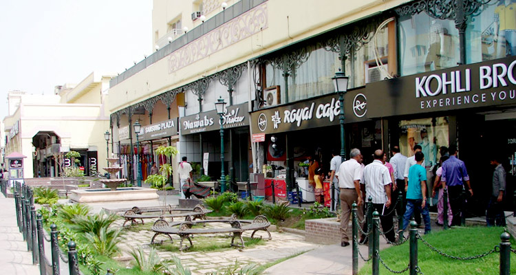 Hazratganj Lucknow Hazratganj Lucknow - Lucknow Tourism