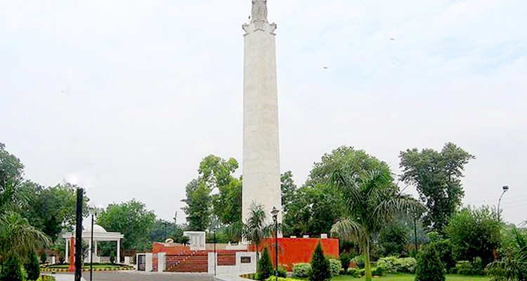 Shaheed Smarak Lucknow (Entry Fee, Timings, History, Built by, Images ...